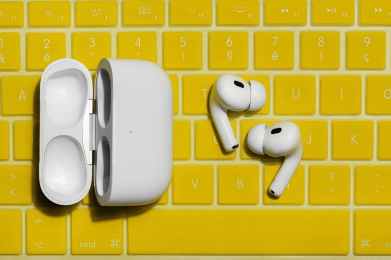 Why you should invest in custom ear sleeves for your earbuds ...